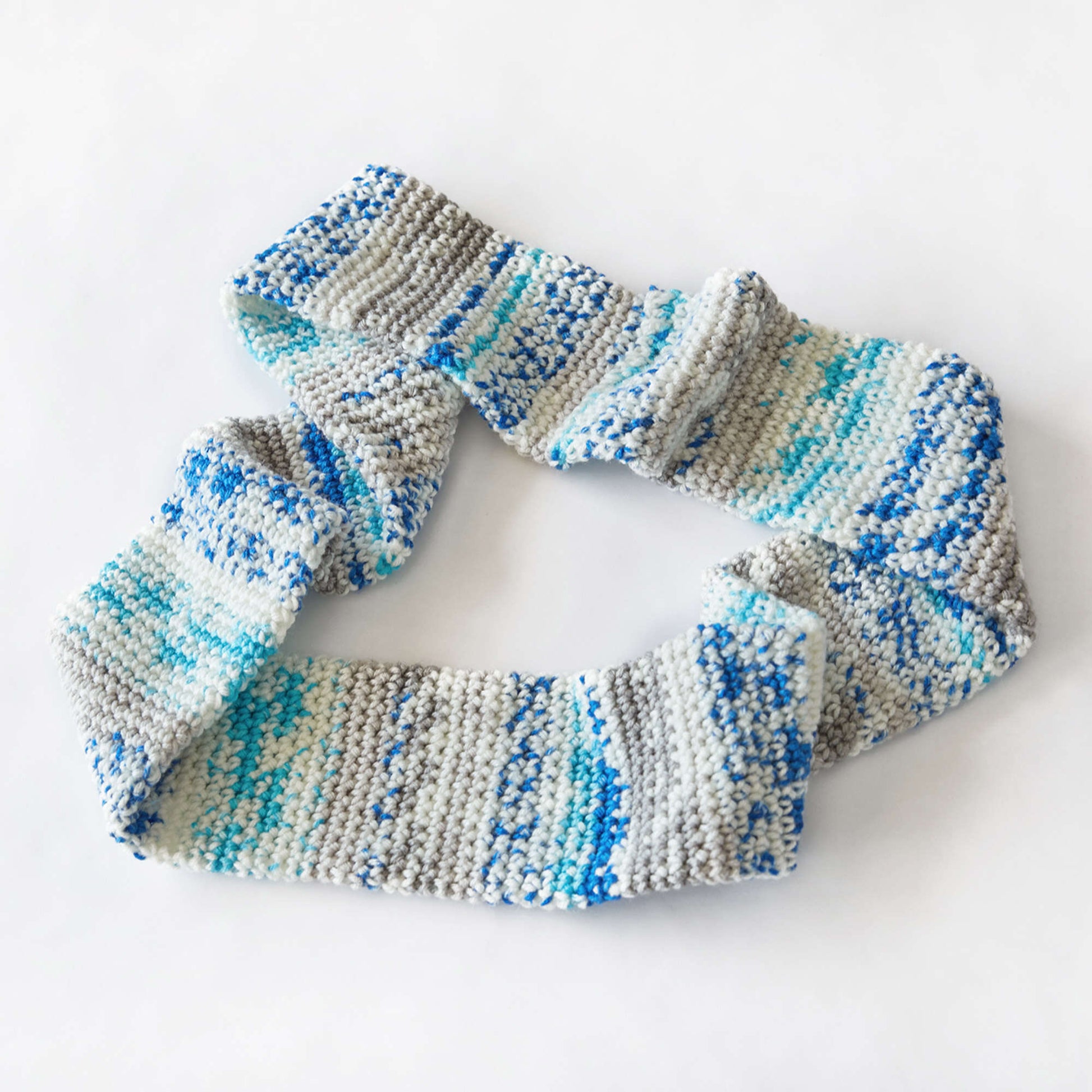 Red Heart Faux Fair Isle Cowl | Yarnspirations