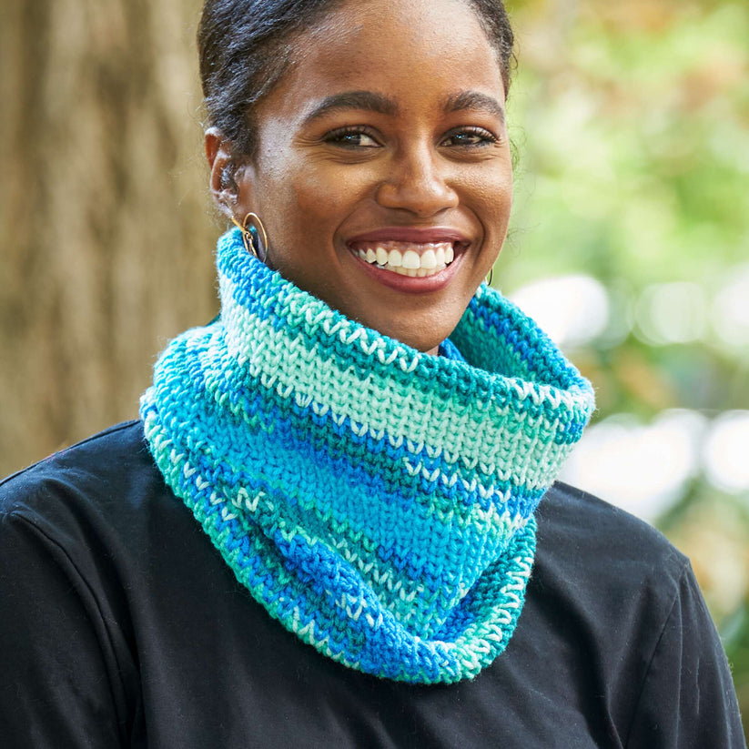 Free Easy Red Heart Color Block Smart Cowl Crochet Pattern | Yarnspirations