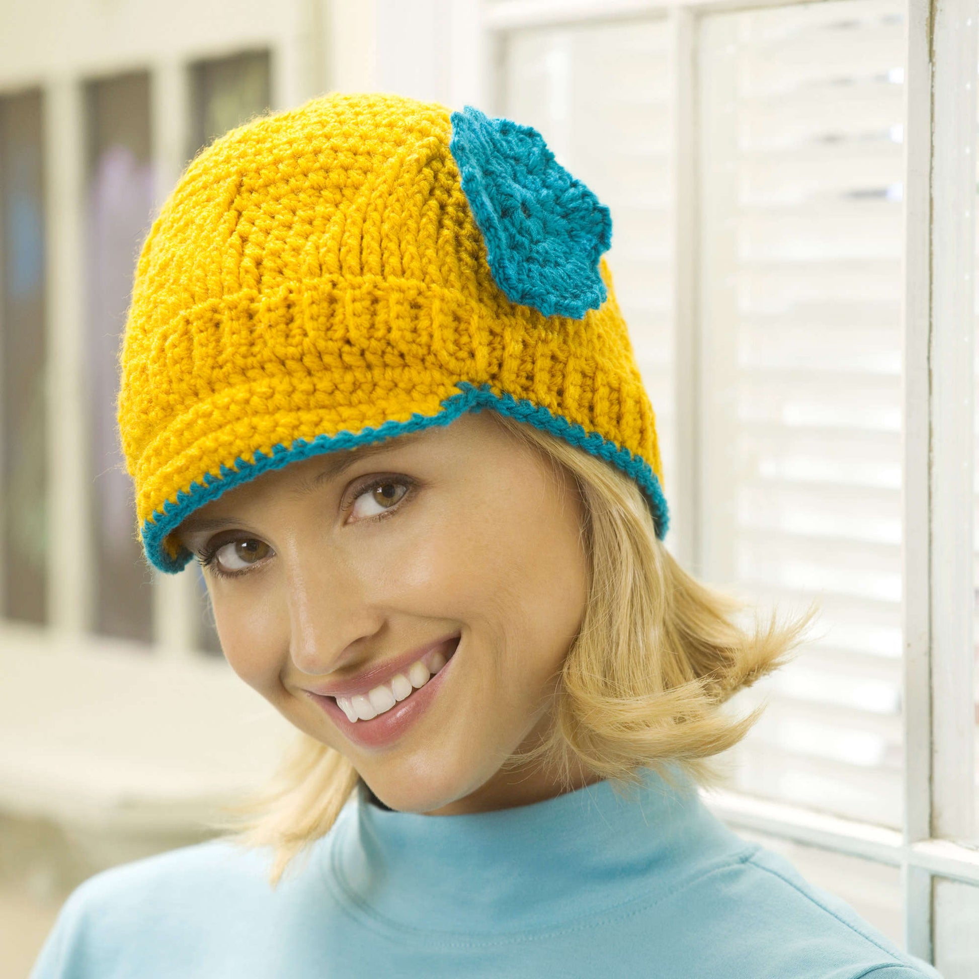 Free Red Heart Brim Hat Crochet Pattern | Yarnspirations