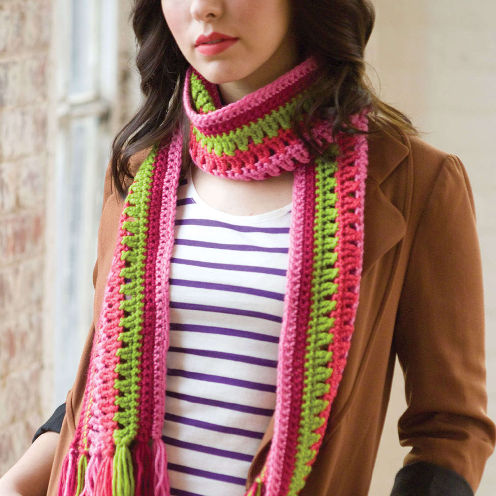 Free Easy Red Heart Taffy Pull Scarf Crochet Pattern | Yarnspirations