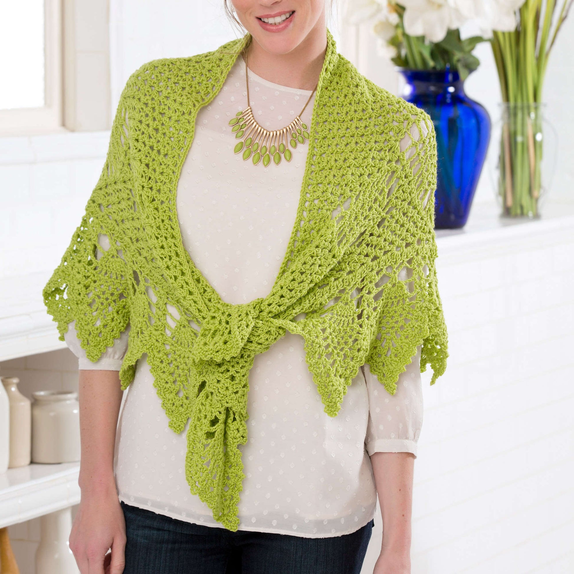 Free Experienced Red Heart Romantic Pineapple Shawl Crochet Pattern ...