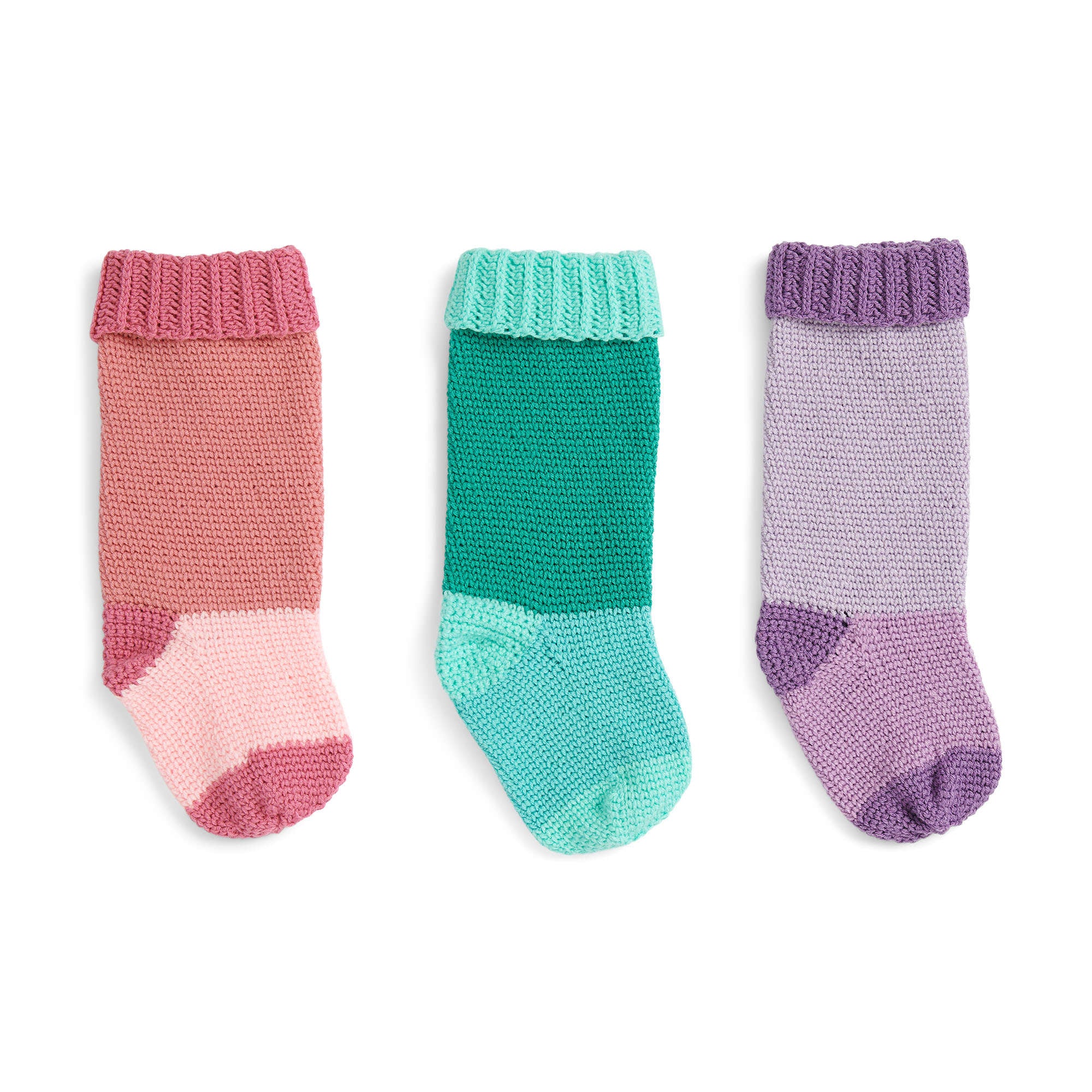 Free Easy Red Heart Colorblocked Stockings Crochet Pattern | Yarnspirations