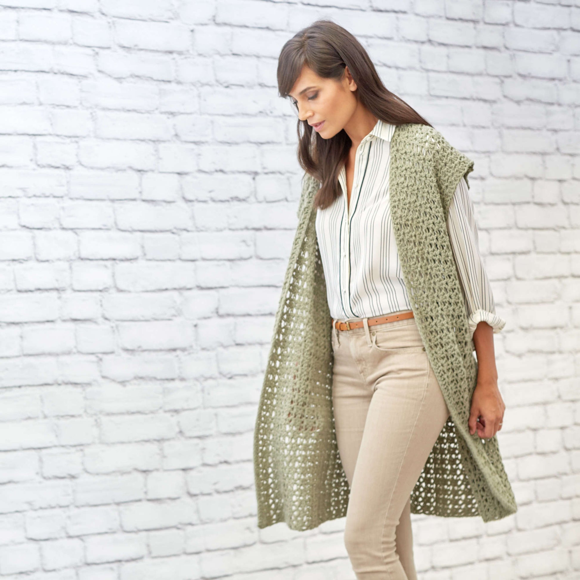 Free Red Heart Sage Stitch Long Crochet Cardigan Pattern | Yarnspirations