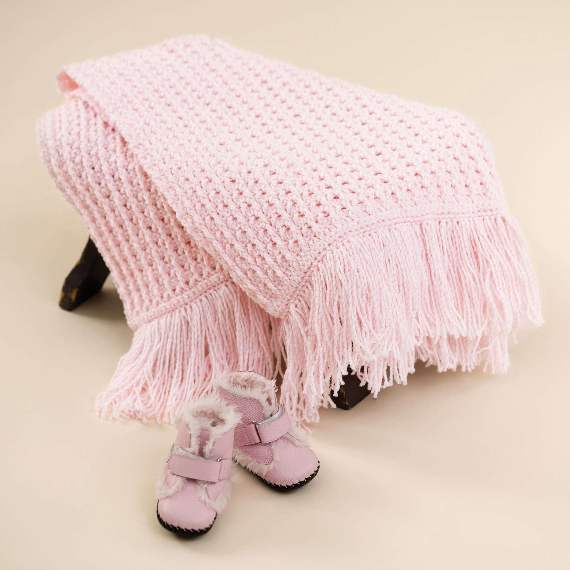 Free Easy Red Heart Sweet Baby Blanket Crochet Pattern | Yarnspirations