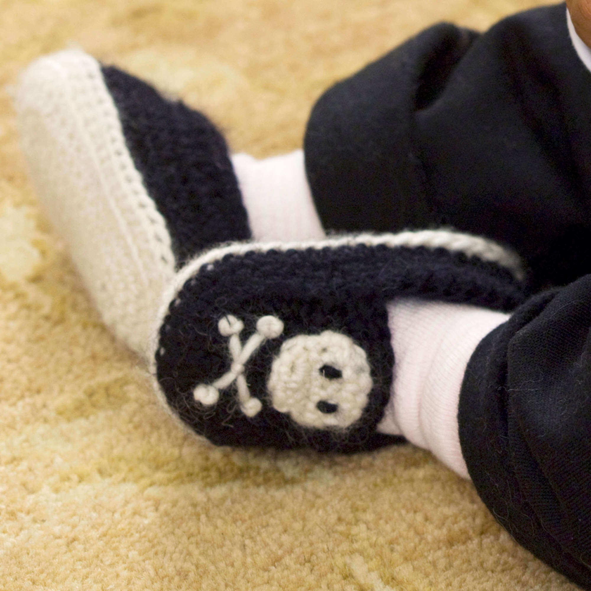 Free Red Heart Pirate Feet Crochet Pattern | Yarnspirations