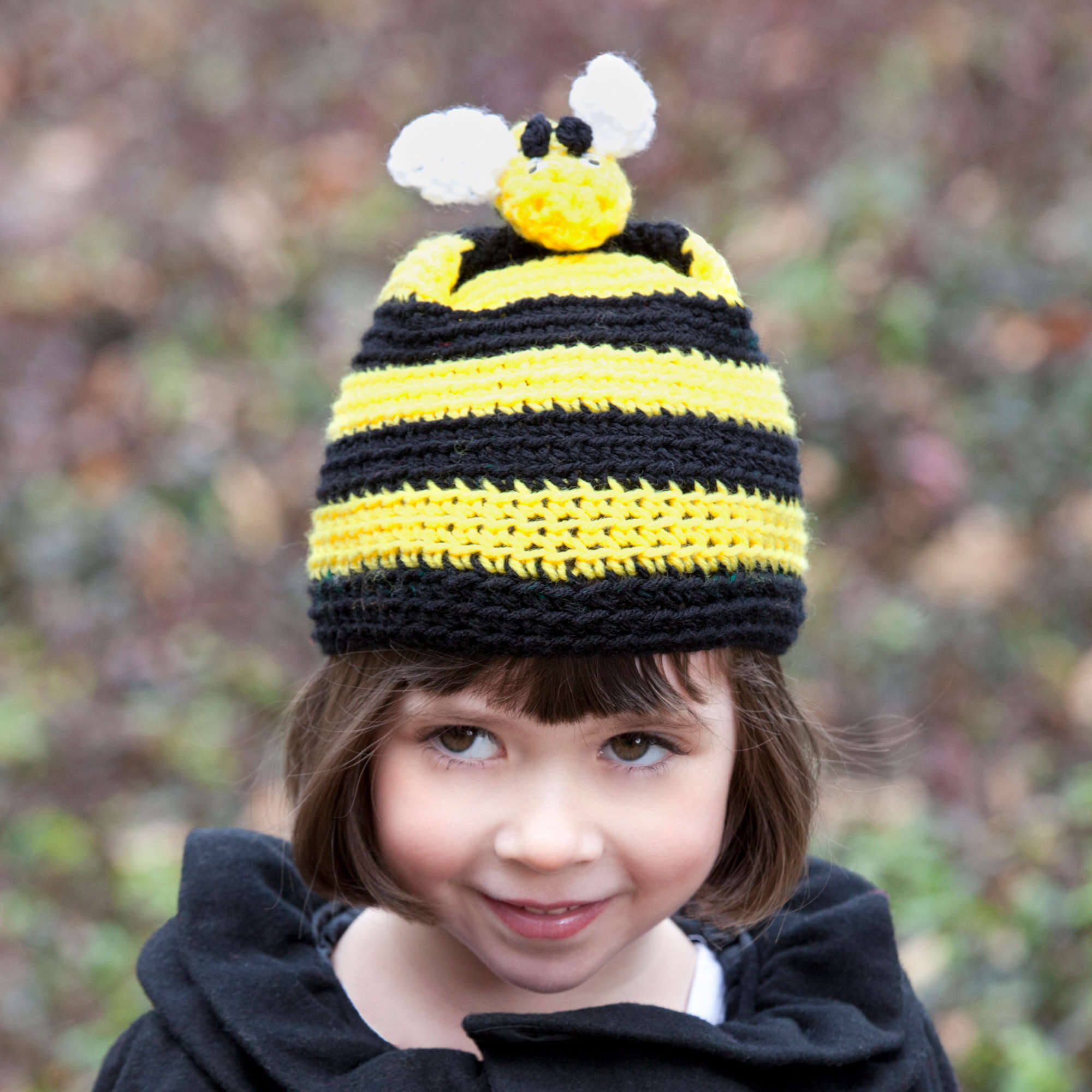 Free Easy Red Heart Bumblebee Hat Crochet Pattern | Yarnspirations