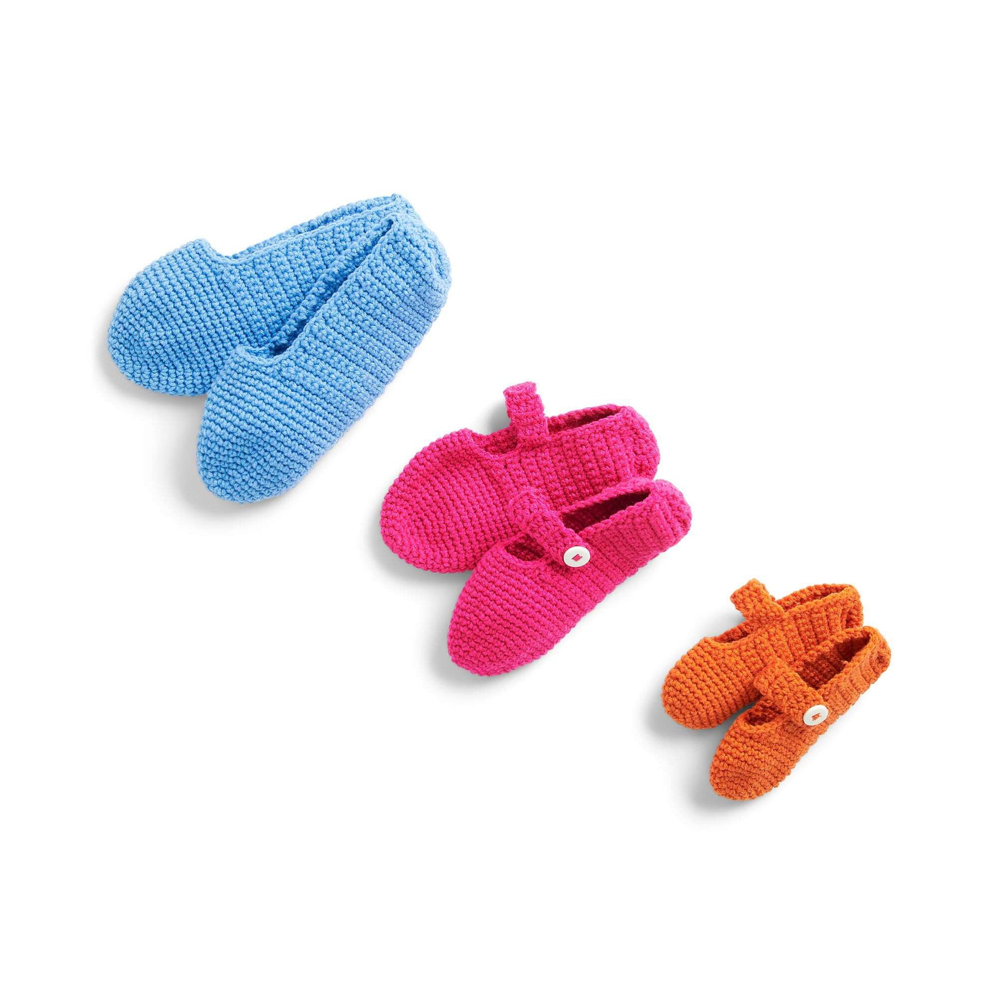 Free Easy Red Heart Slippers for the Family Crochet Pattern ...