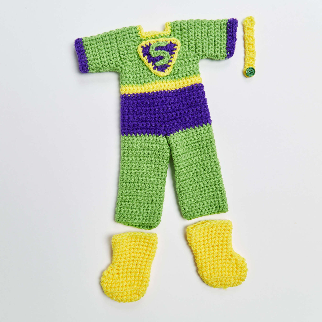 Free Red Heart Boy & Girl Super Heroes Crochet Pattern | Yarnspirations
