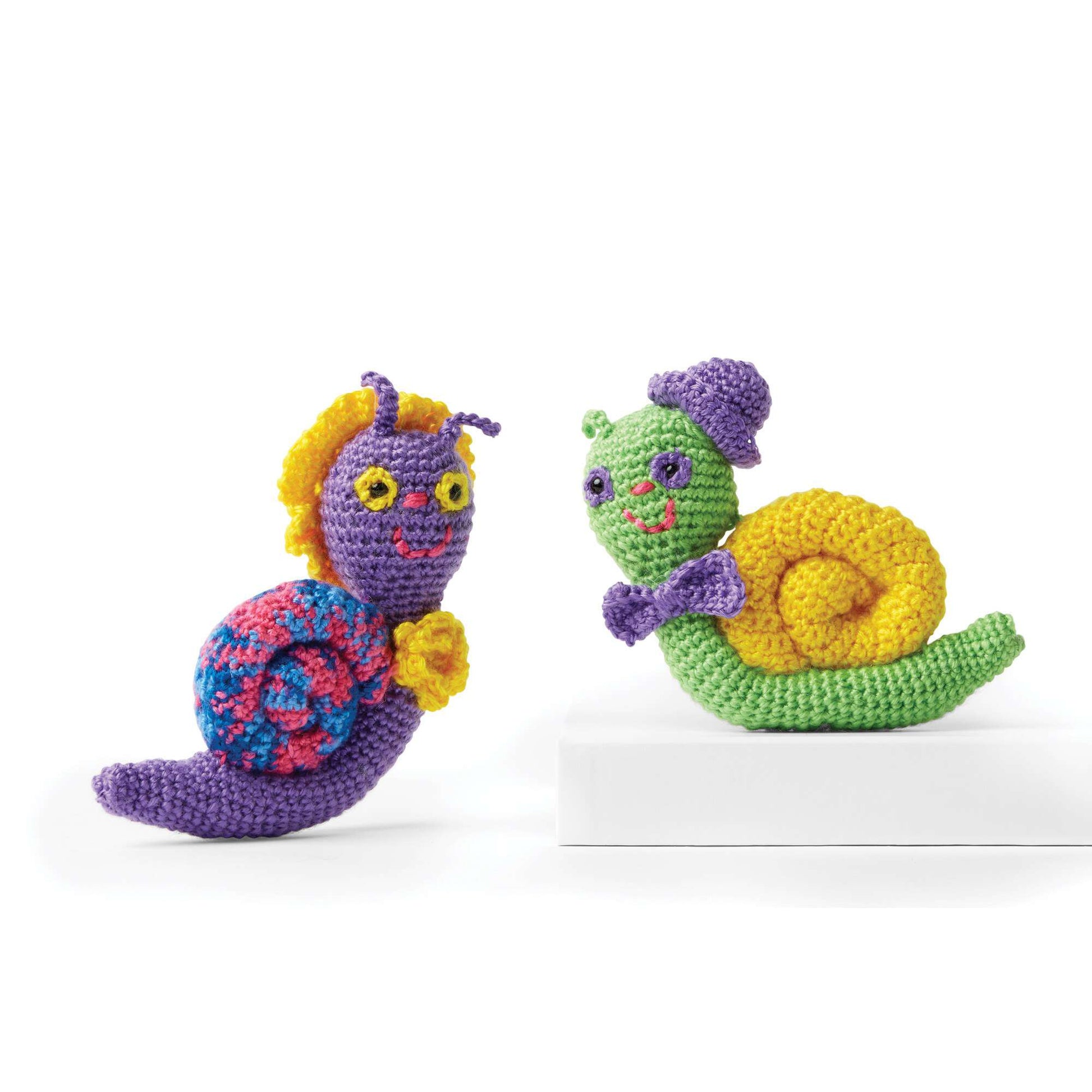 Free Red Heart a Snail Couple Crochet Pattern | Yarnspirations