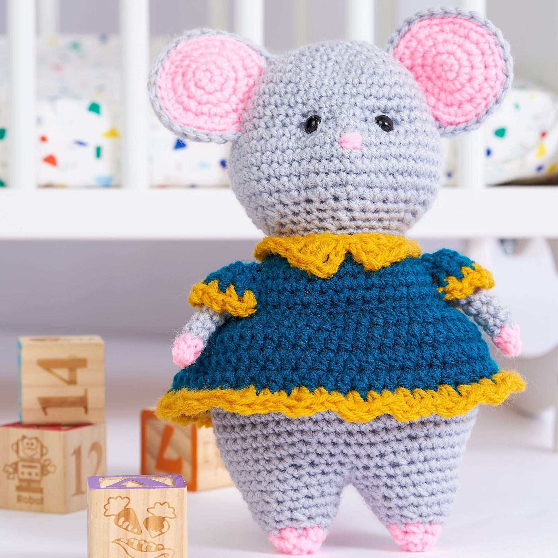 Free Red Heart Milly the Mouse Toy Crochet Pattern | Yarnspirations
