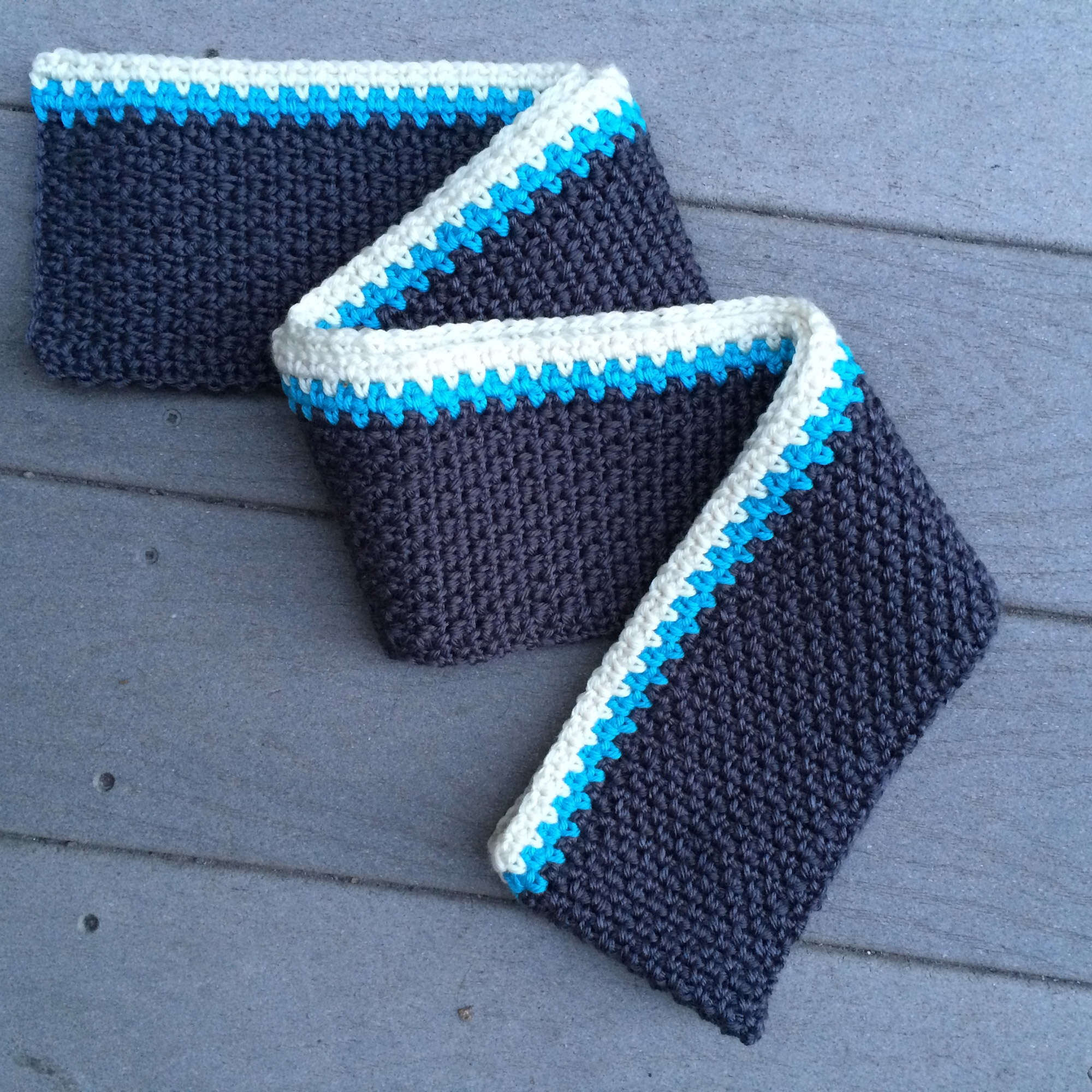 Free Easy Red Heart Reversible Color Pop Scarf Crochet Pattern ...