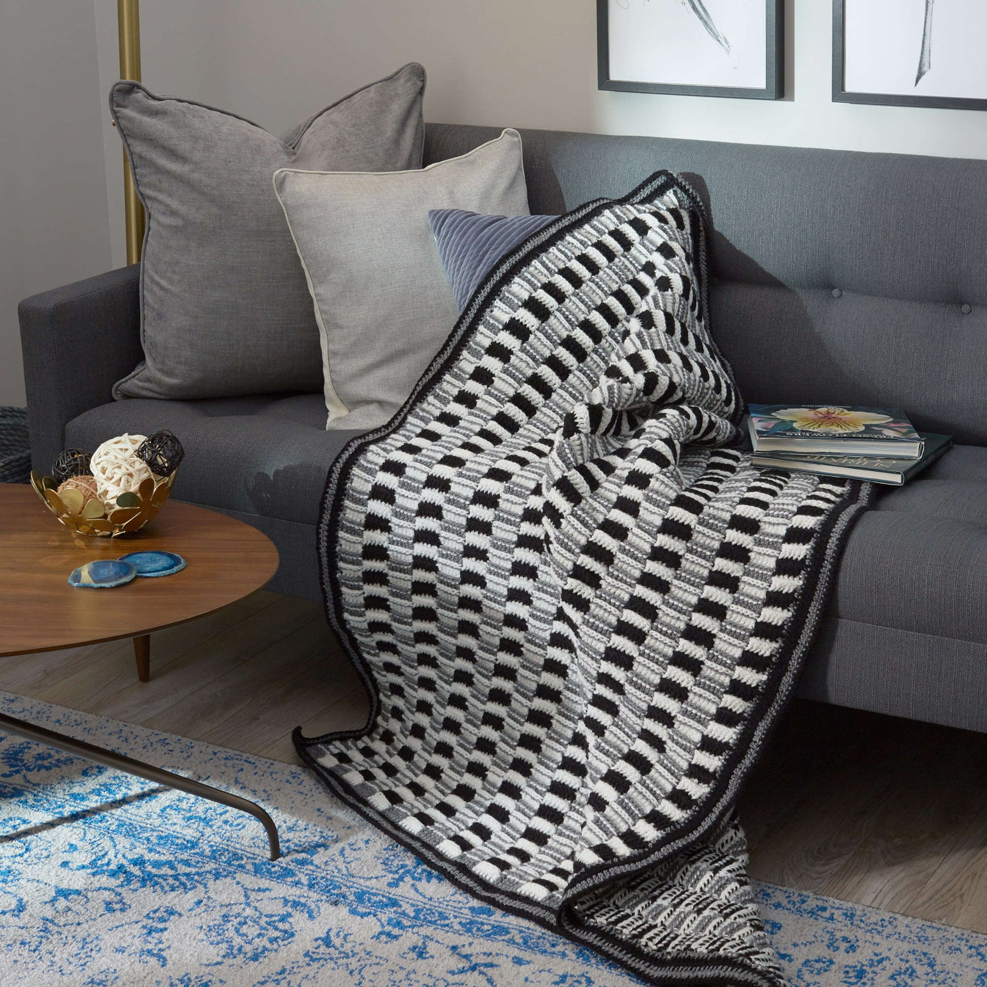 Free Red Heart Urban Optics Throw Crochet Pattern | Yarnspirations