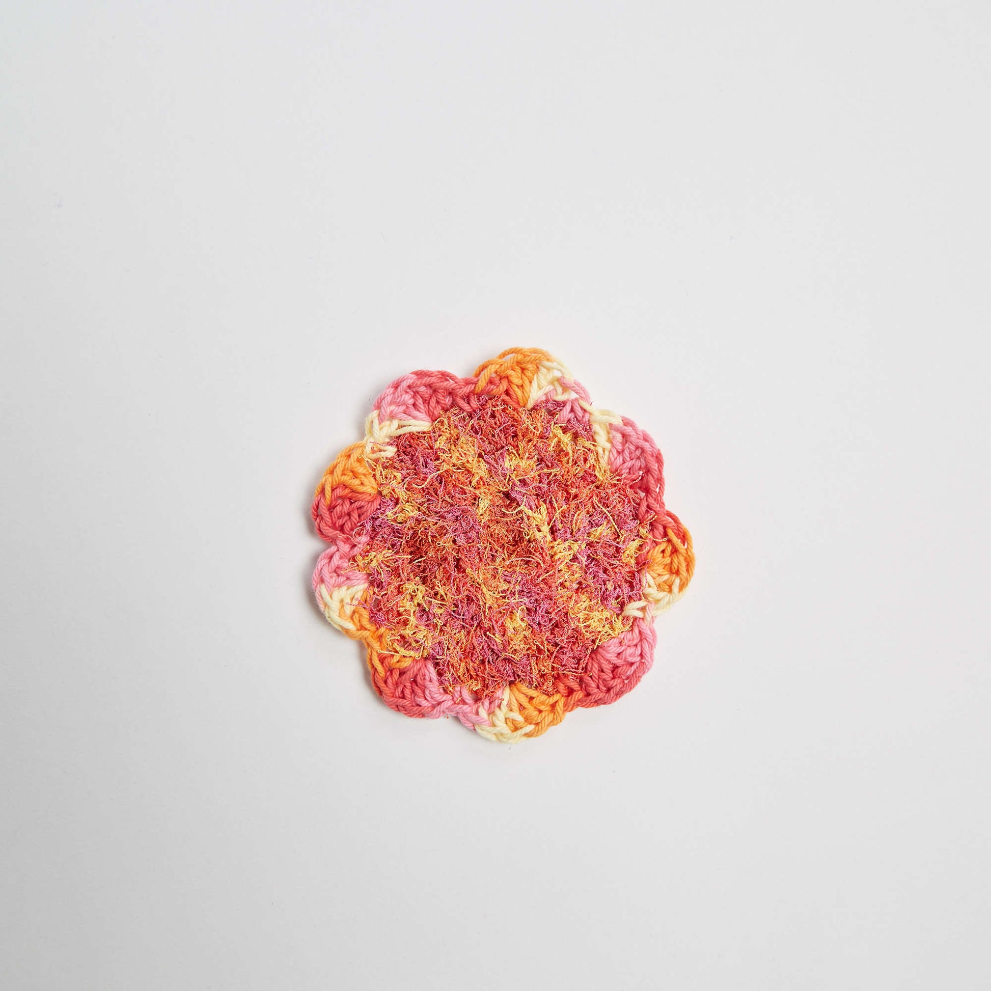 Free Easy Red Heart Flower Power Scrubby Crochet Pattern | Yarnspirations