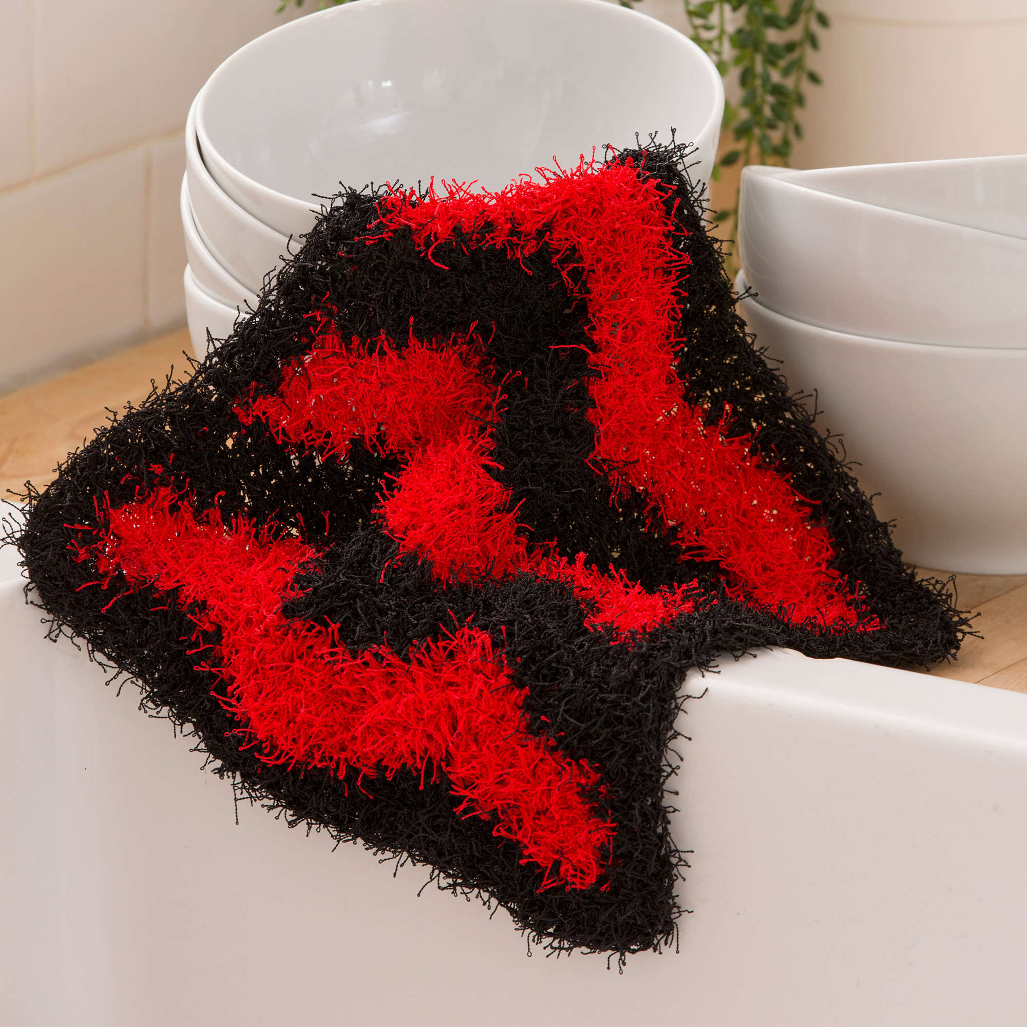 Free Easy Red Heart Chevron Dish Scrub Crochet Pattern | Yarnspirations