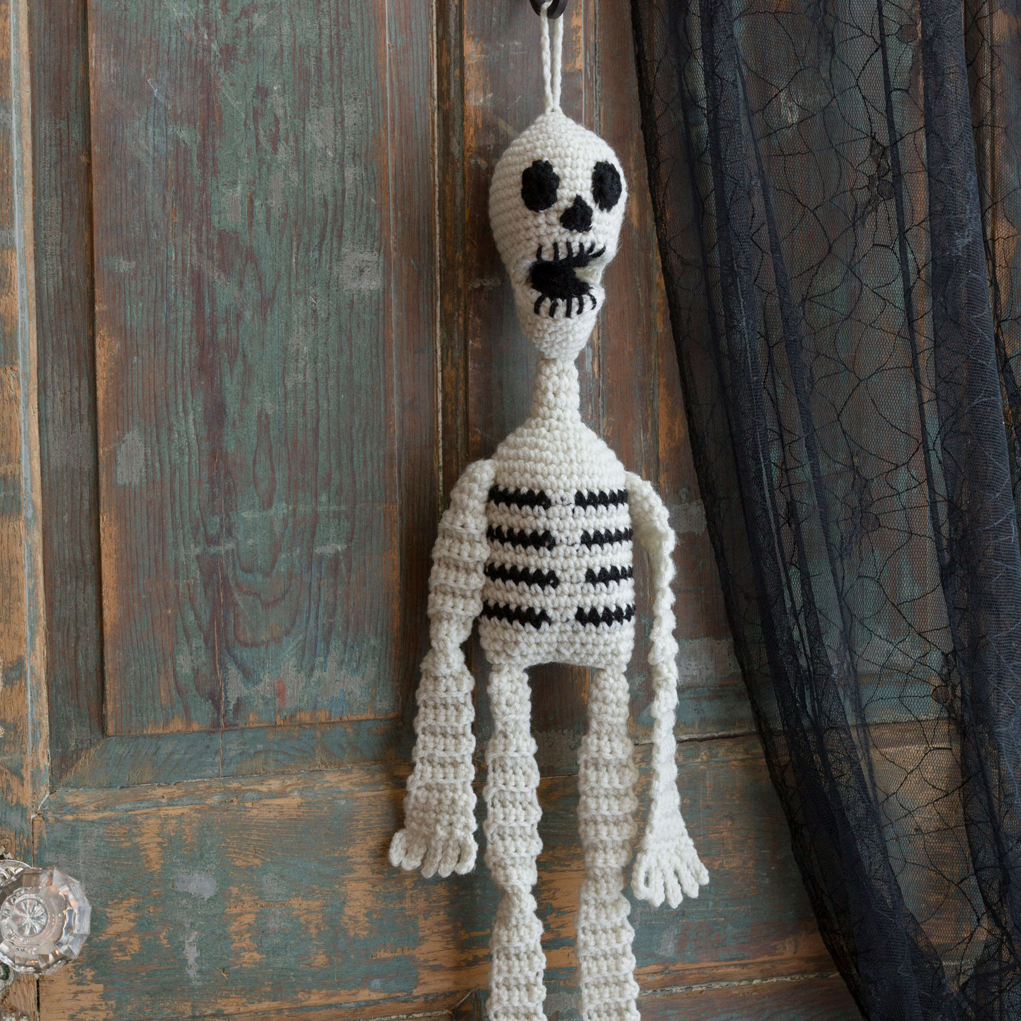 Free Easy Red Heart Hanging Skeleton Crochet Pattern | Yarnspirations