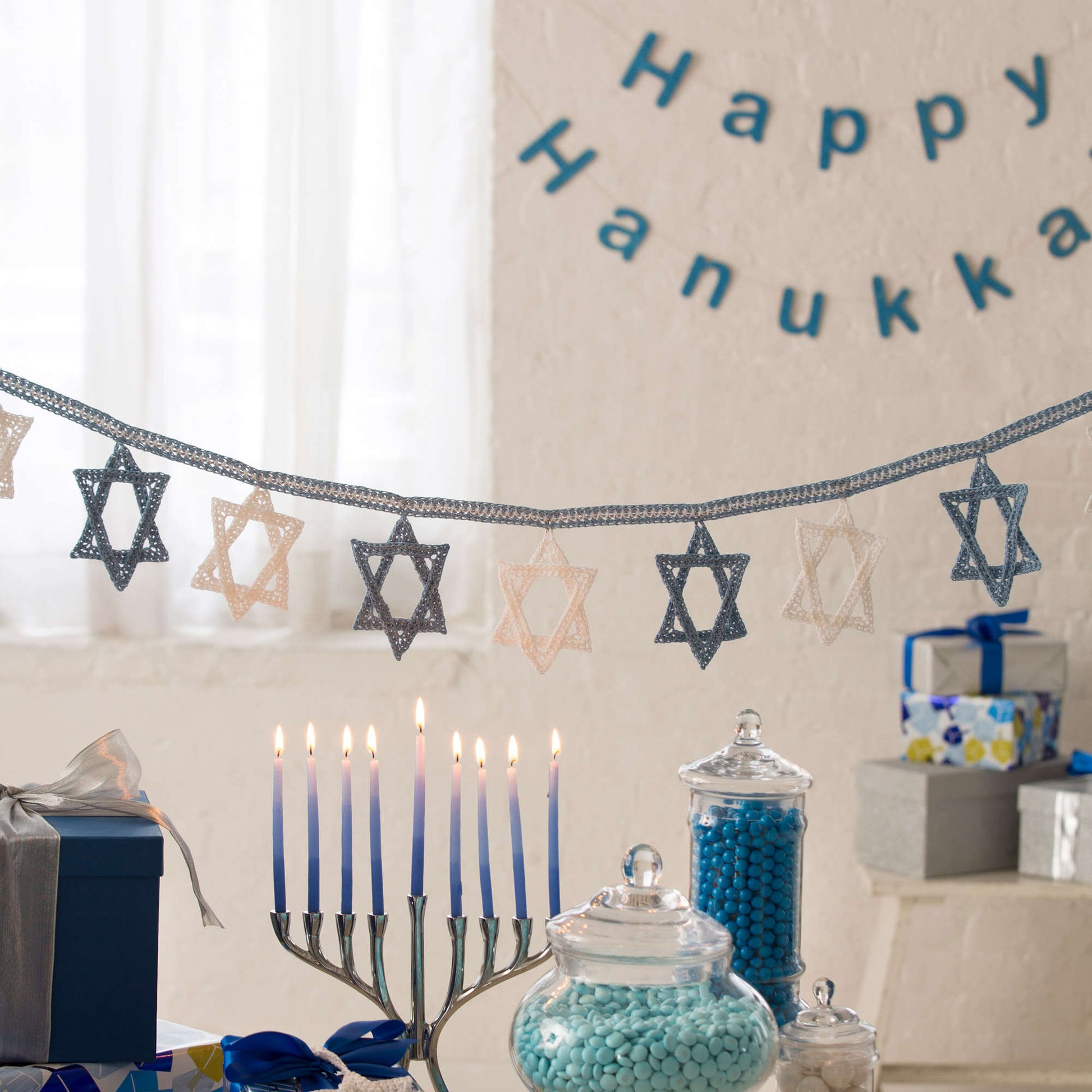 Red Heart Hanukkah Banner | Yarnspirations