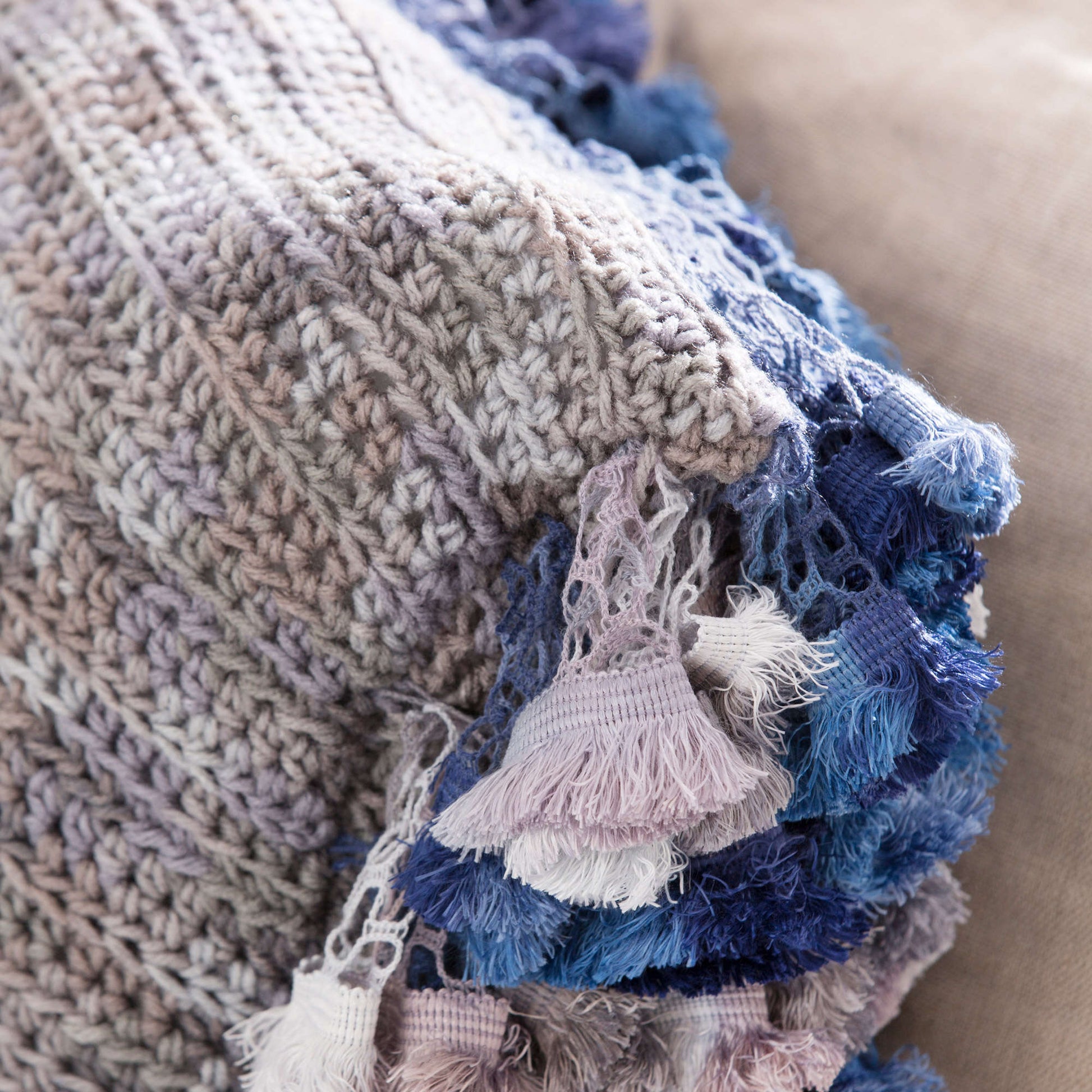 Free Easy Red Heart Rows of Ruffles Pillow Crochet Pattern | Yarnspirations