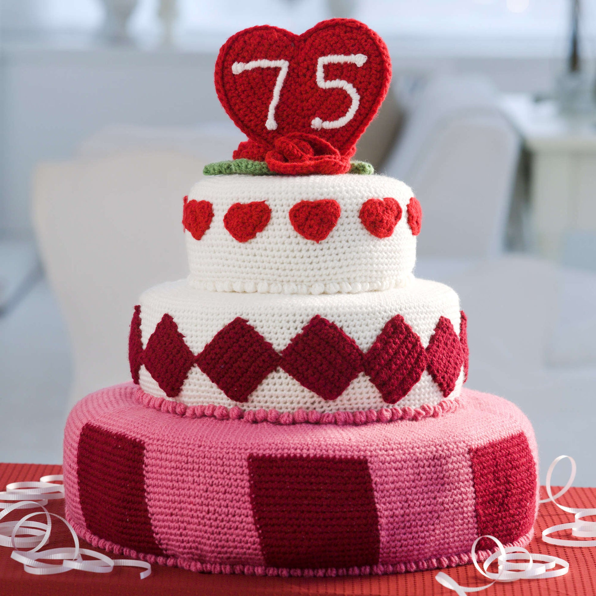 Free Red Heart Trendy Fondant Cake Crochet Pattern | Yarnspirations