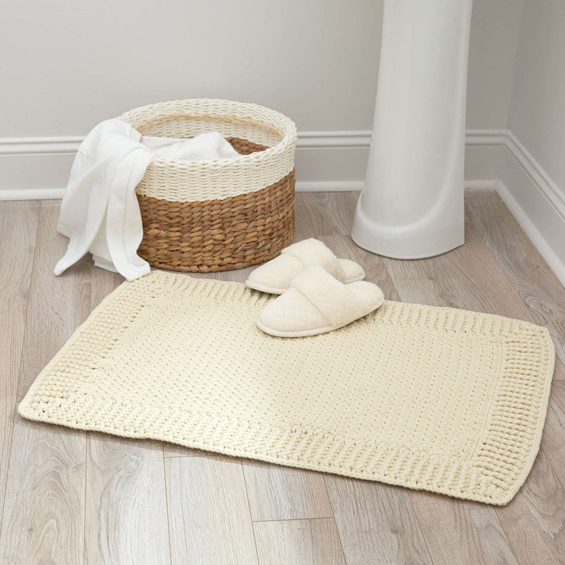 Free Easy Red Heart Home Spa Bath Mat Crochet Pattern | Yarnspirations