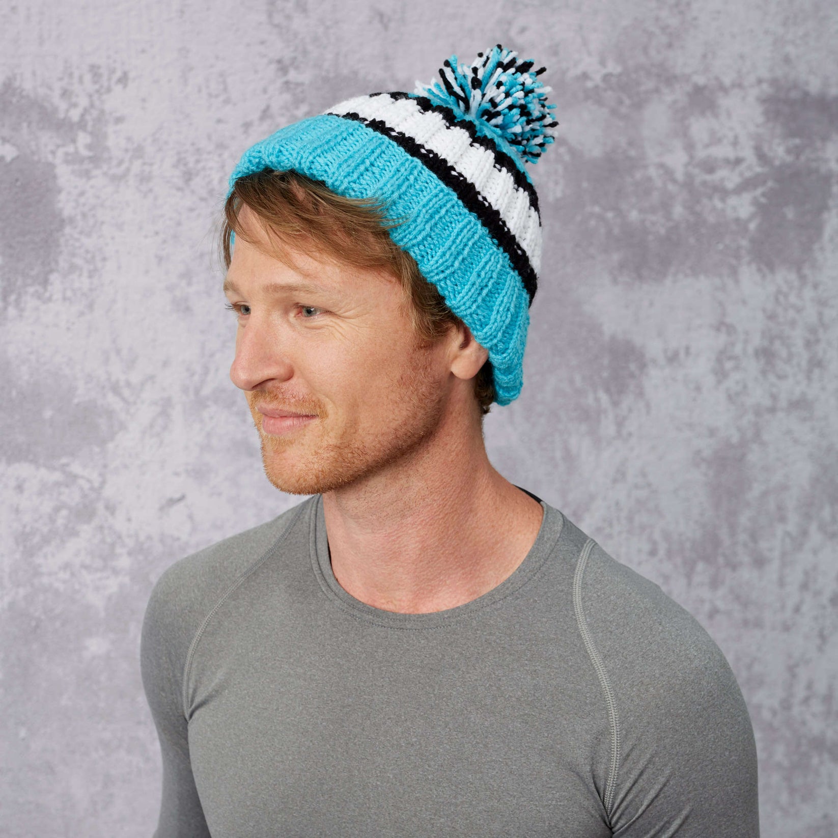 Free Easy Red Heart Game Day Hat Knitting Pattern | Yarnspirations