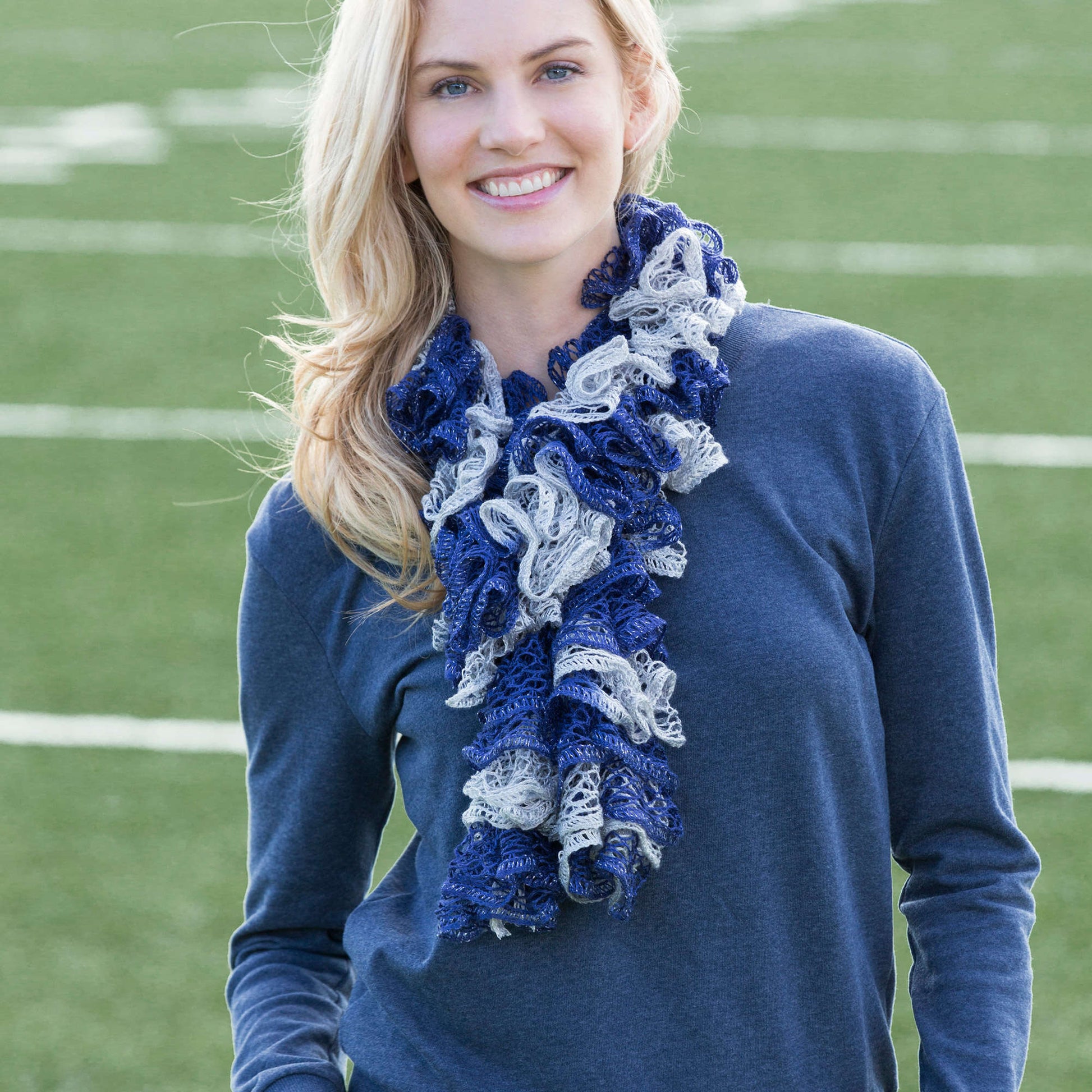 Free Easy Red Heart Ruffled Spirit Scarf Knitting Pattern | Yarnspirations