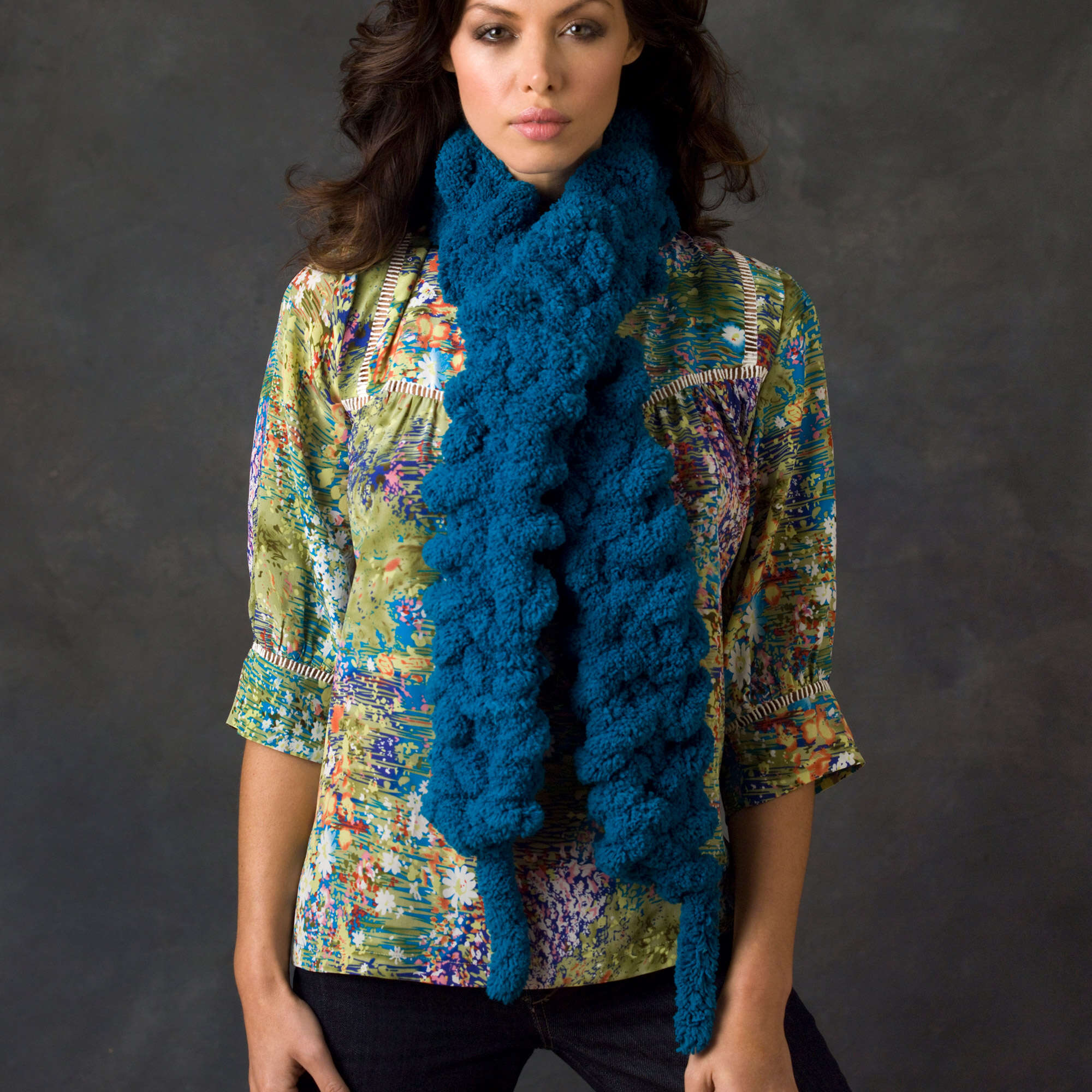 Free Beginner Red Heart 1 Ball, 2 Scarf Knitting Pattern | Yarnspirations