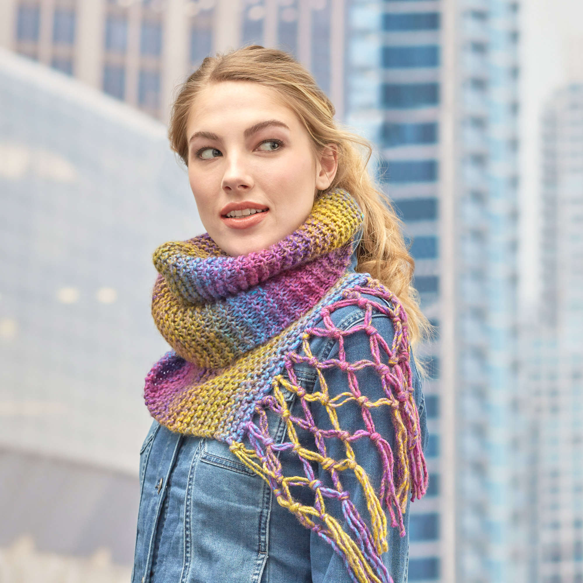 Free Easy Red Heart Exploration Scarf Knitting Pattern | Yarnspirations