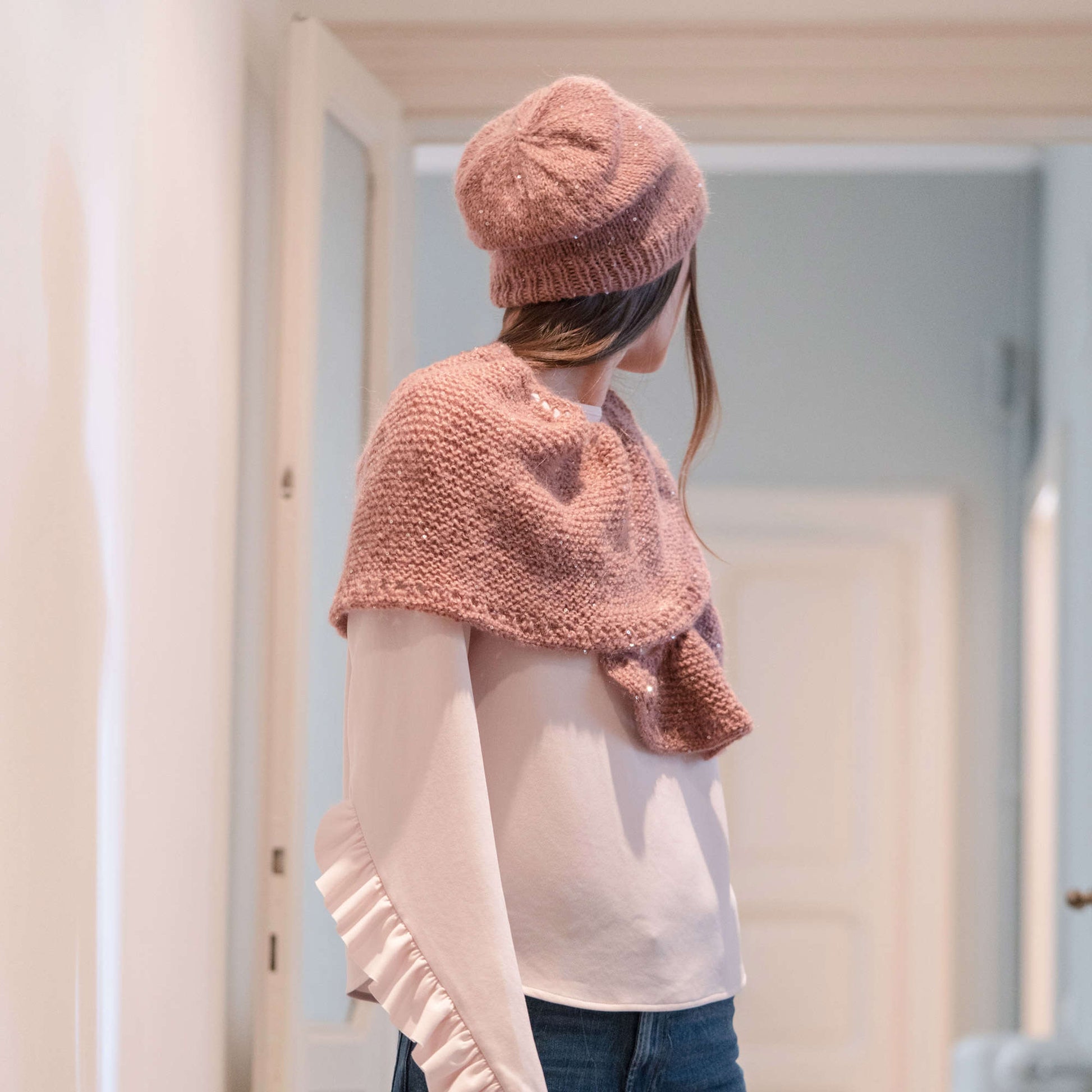 Free Red Heart Arco Shawl Knitting Pattern | Yarnspirations