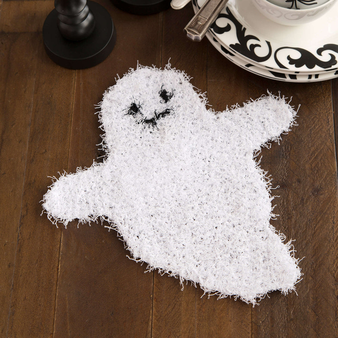 Free Easy Red Heart Ghostly Dish Scrubber Knitting Pattern | Yarnspirations