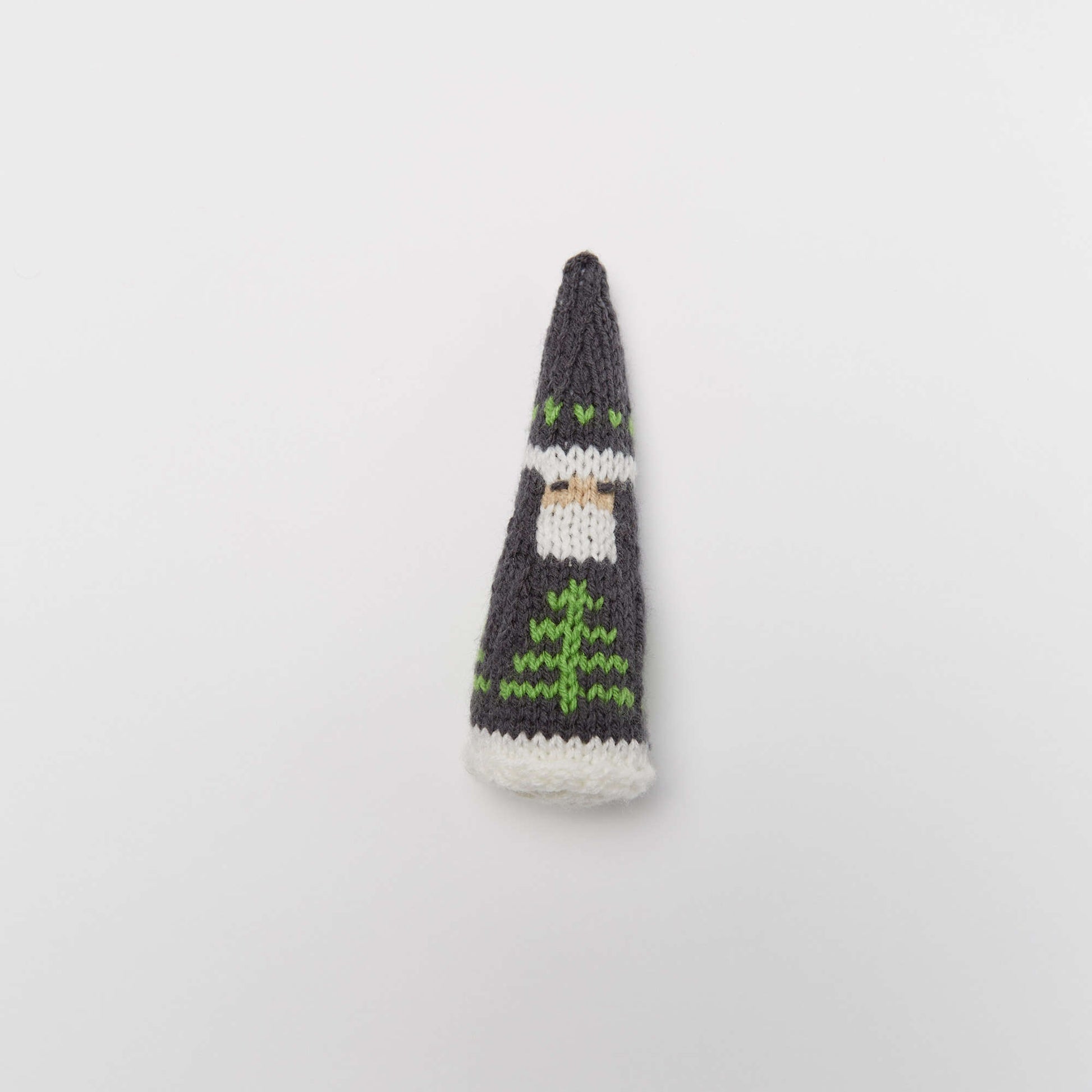 Free Red Heart Fair Isle Santas Knitting Pattern | Yarnspirations