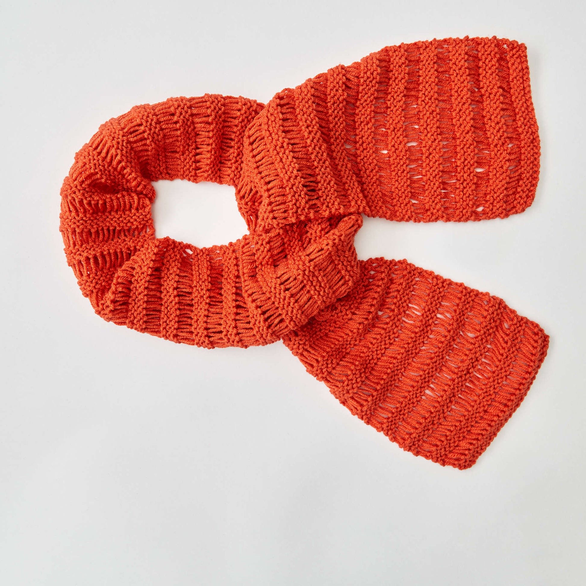Red Heart Beginner Drop Stitch Scarf | Yarnspirations