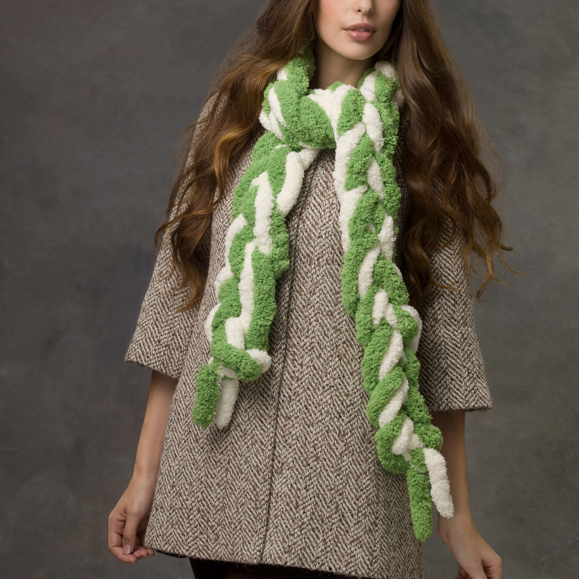 Free Beginner Red Heart Two-Toned Hand Chain Scarf Craft Pattern ...