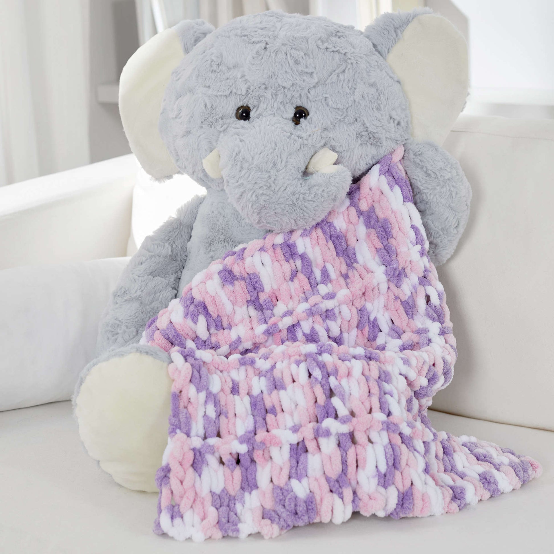 Free Beginner Red Heart Little Loops Lovey Craft Pattern | Yarnspirations