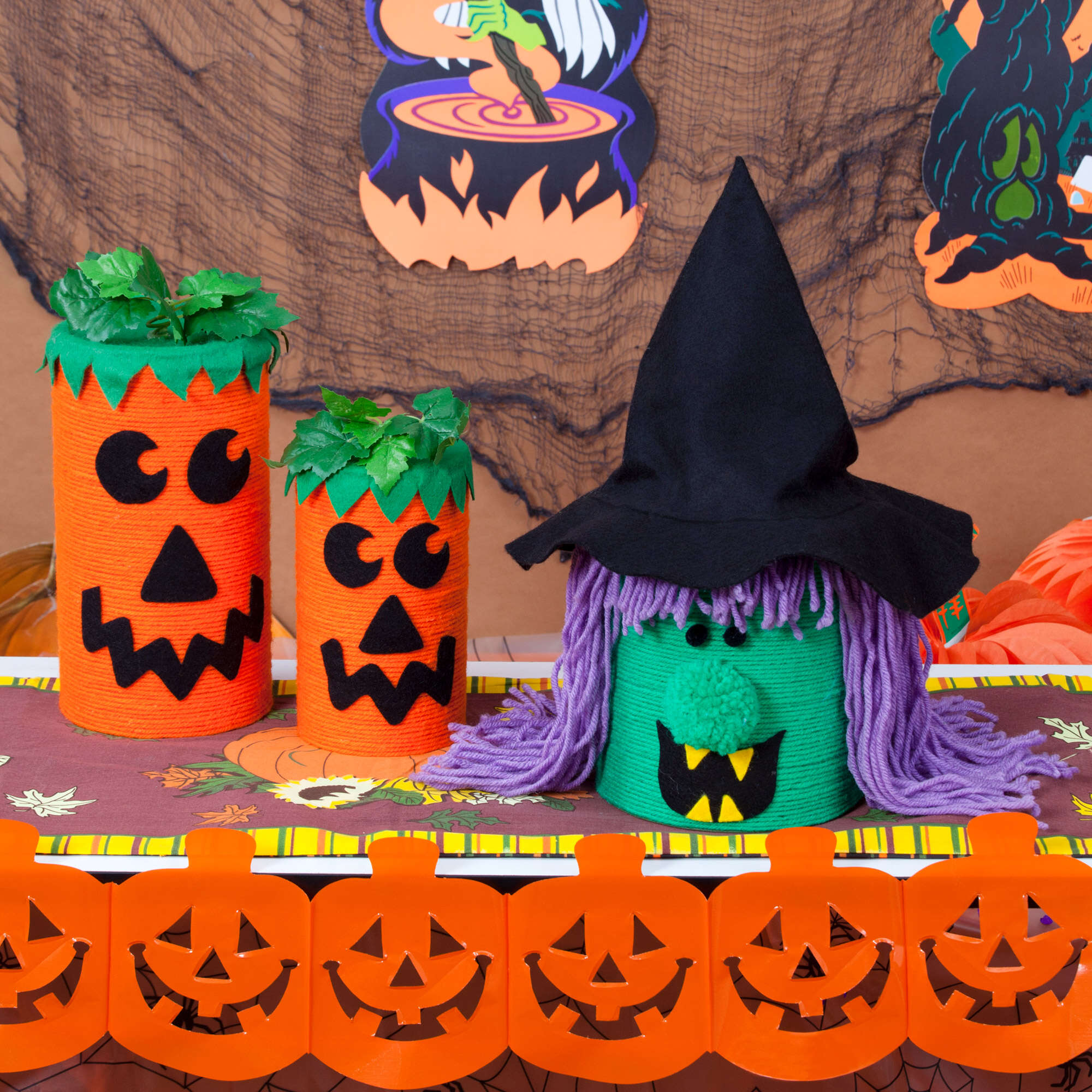 Red Heart Jack-o-Lantern & Witch Canister Crafts | Yarnspirations