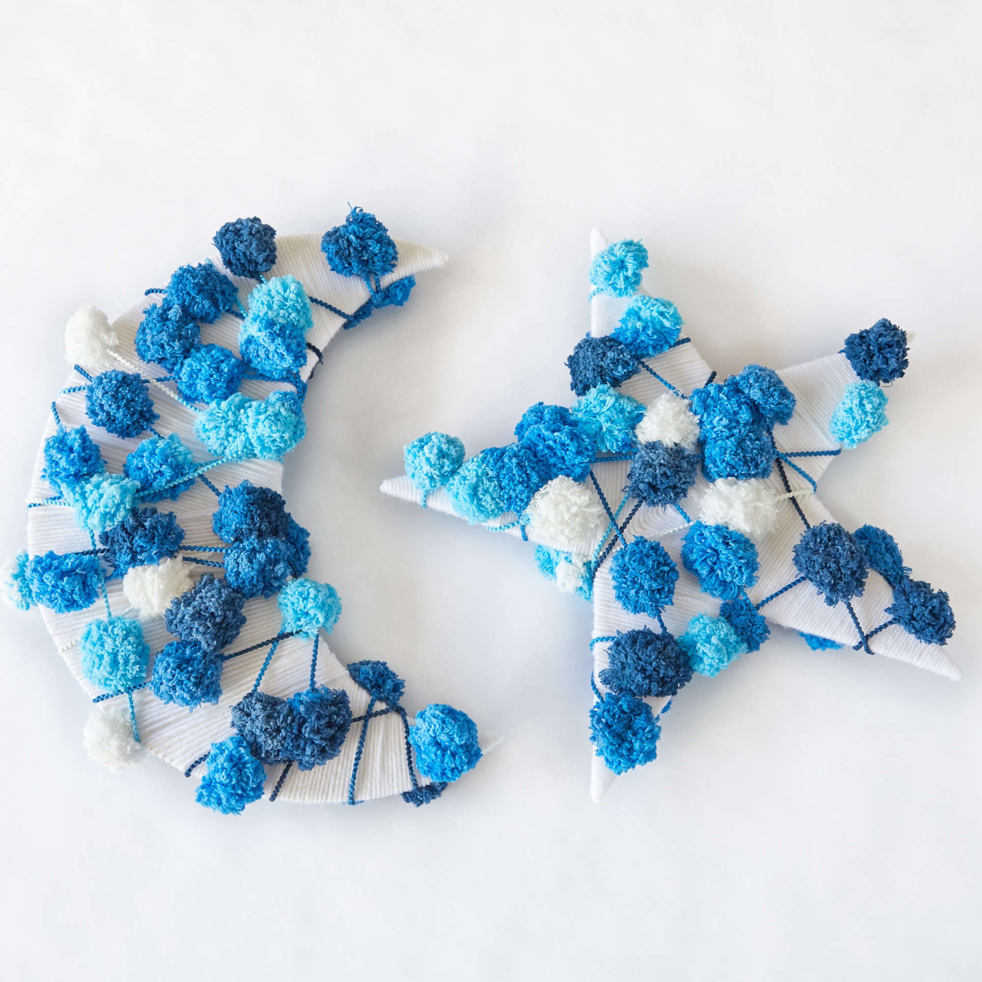 Free Beginner Red Heart Moon & Star Shapes Craft Pattern | Yarnspirations