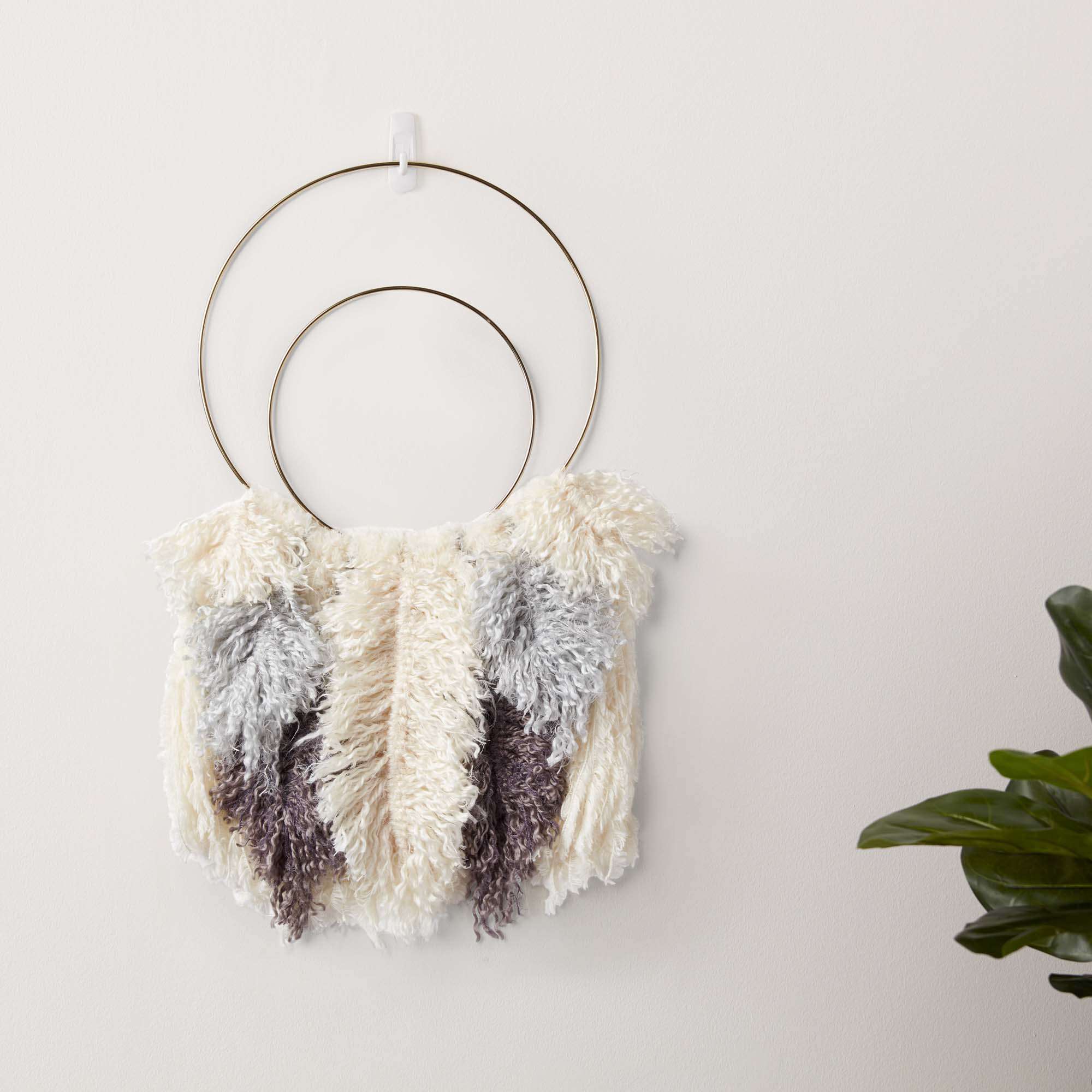 Free Easy Red Heart Layered Feathered Wall Hanging Craft Pattern ...