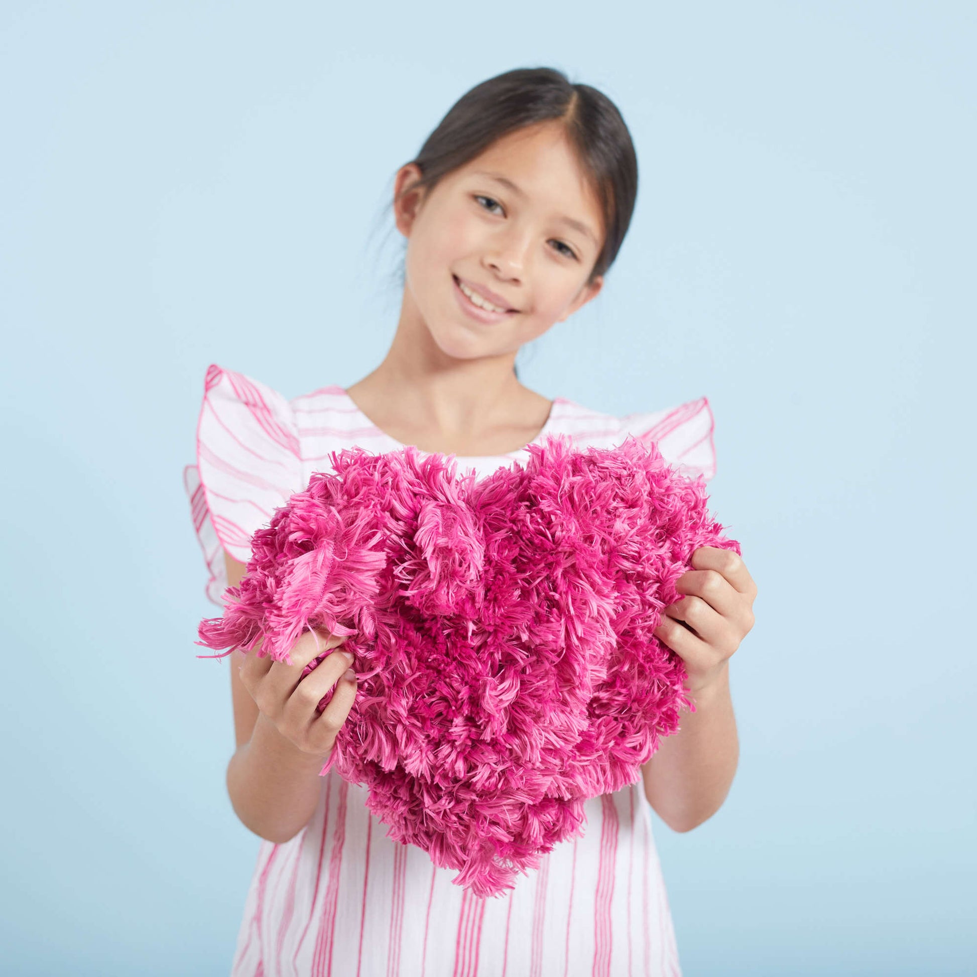 Free Beginner Red Heart Fur-Ever Yours Heart Craft Pattern | Yarnspirations